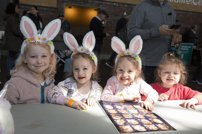 Spring Egg-Stravaganza | Lincoln Park Zoo